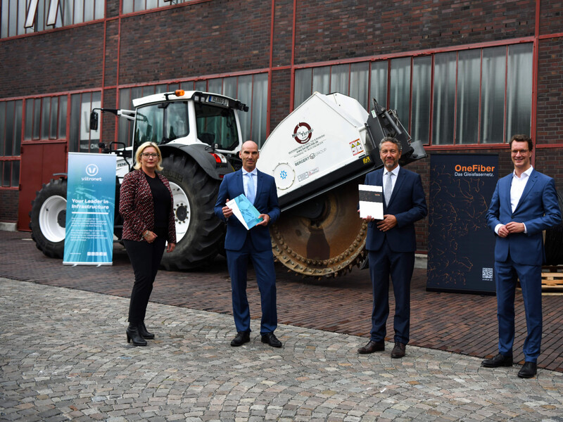 vitronet Gruppe als exklusiver Partner bei OneFiber „Gleisfaserausbau ...